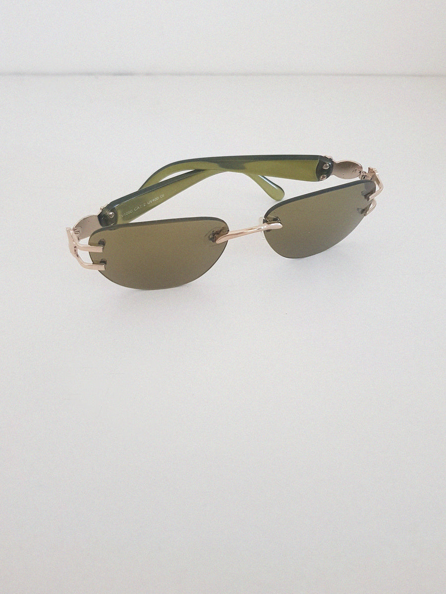 TYLER SUNNIES – tricirculo