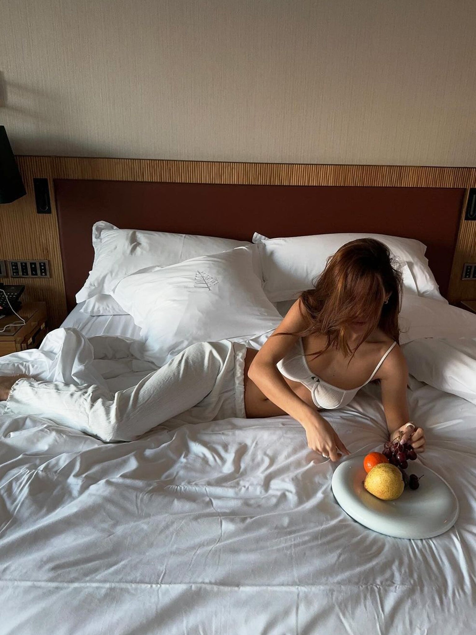 TROUSERS MARGARITA // roses – tricirculo