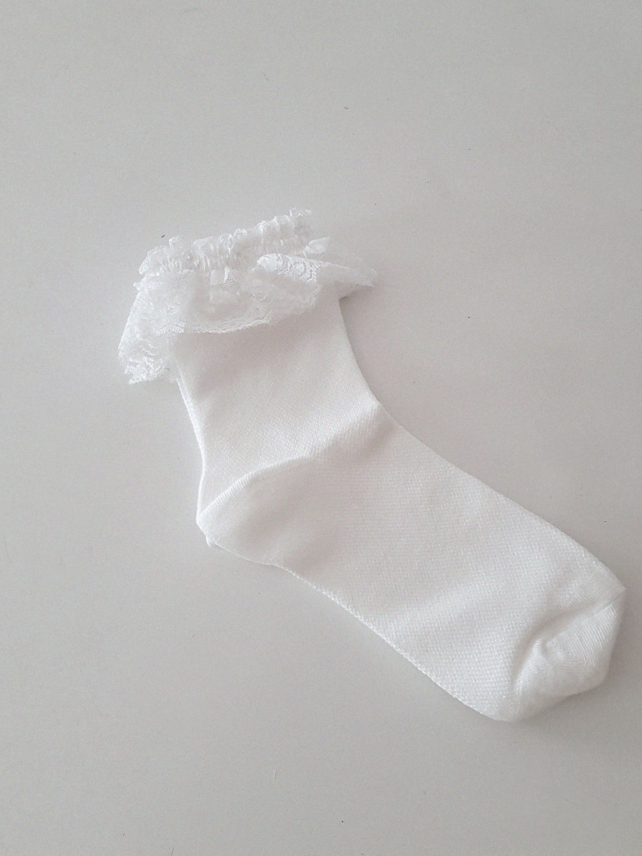 WHITE SOCKS – tricirculo